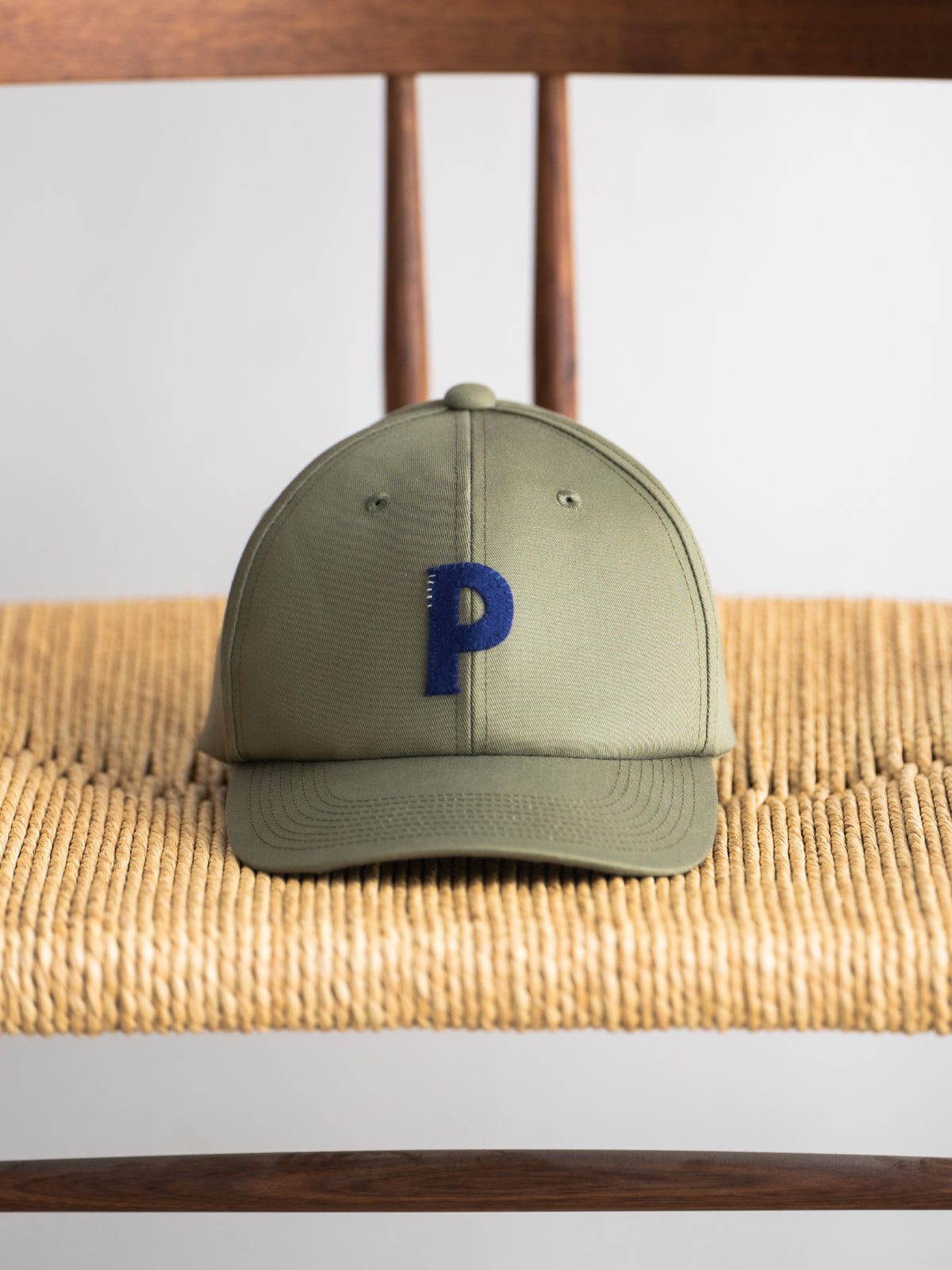 "P" BASEBALL CAP – +81
