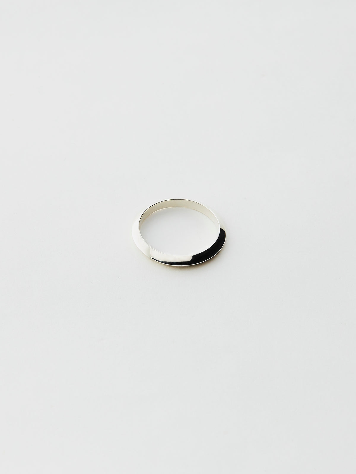 WEISS - Triangle Ring SILVER | +81 PLUS EIGHTY ONE